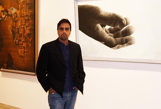 The Illustrator of Romance and Life: Vikram Nayak