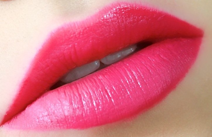 Golden rules for applying lip color?