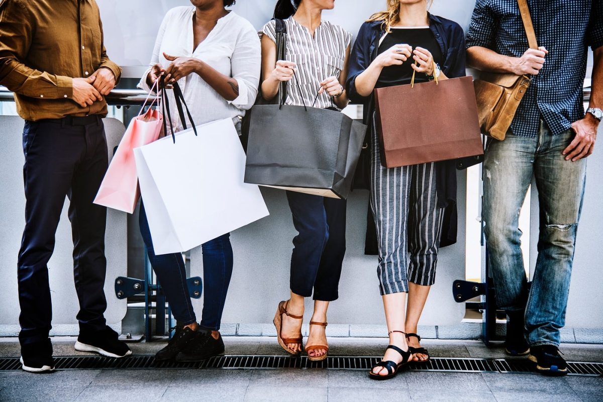 The Evolution of Fashion Trends: Causes and Effects in Modern Society